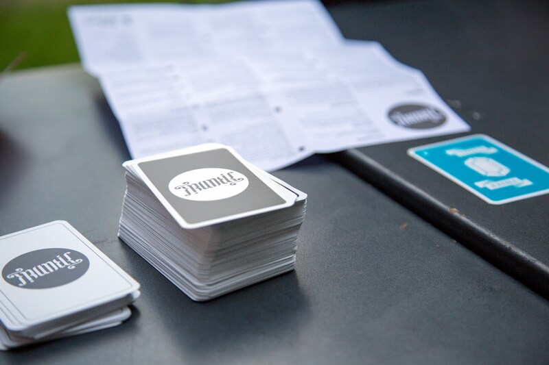 UNO war gestern! Frantic ist das beste Kartenspiel aller Zeiten - Galaxus