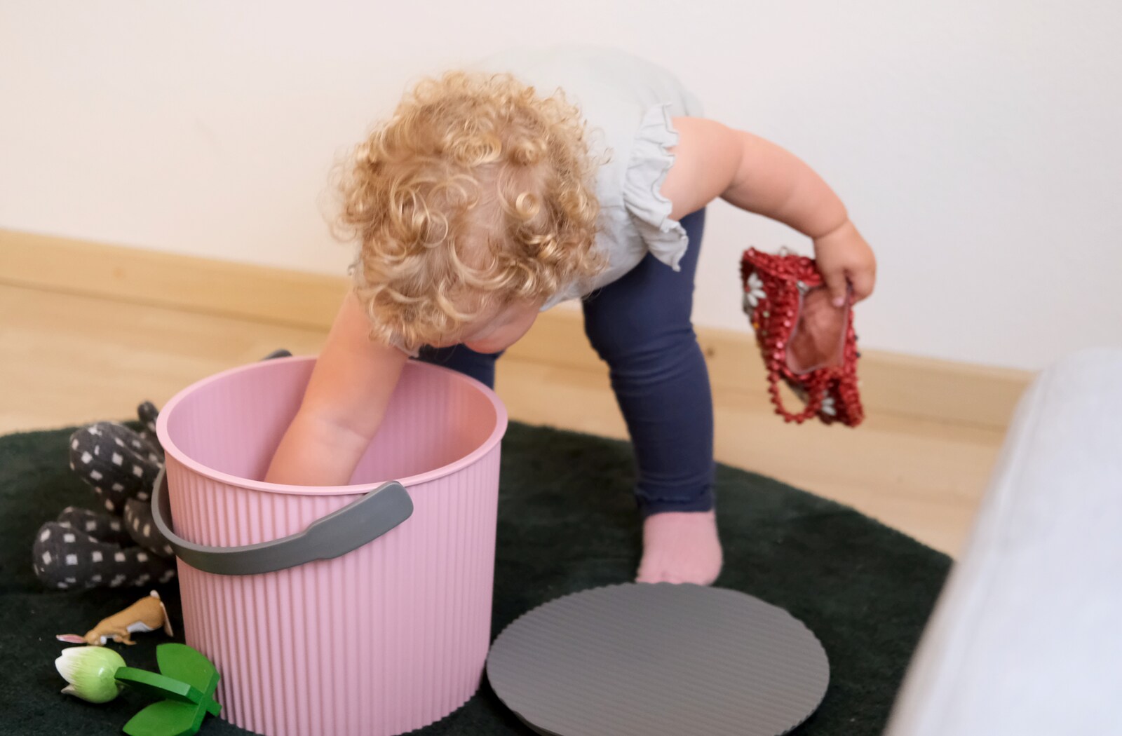 Alles im Eimer: das Multitalent «Omnioutil» - Galaxus