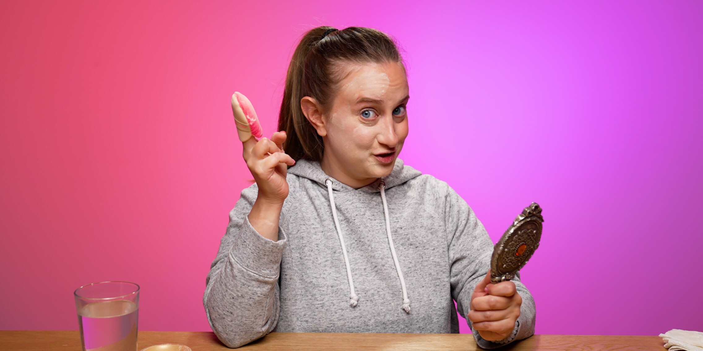 Lots of powder and a wet slap in the face – that’s how easy ...