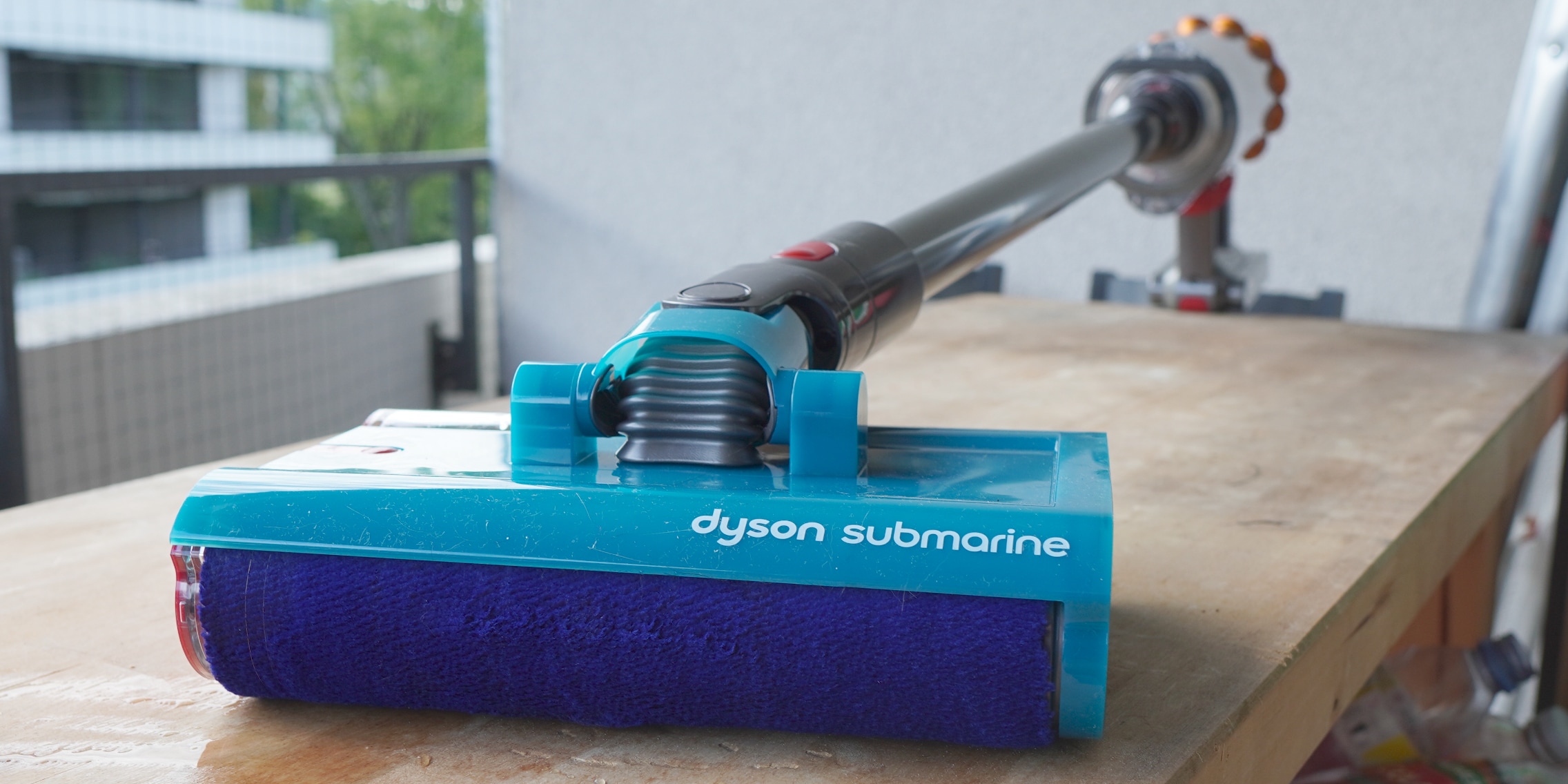 Dyson V15s Detect Submarine: Hands-on beim feucht Aufnehmen - Galaxus