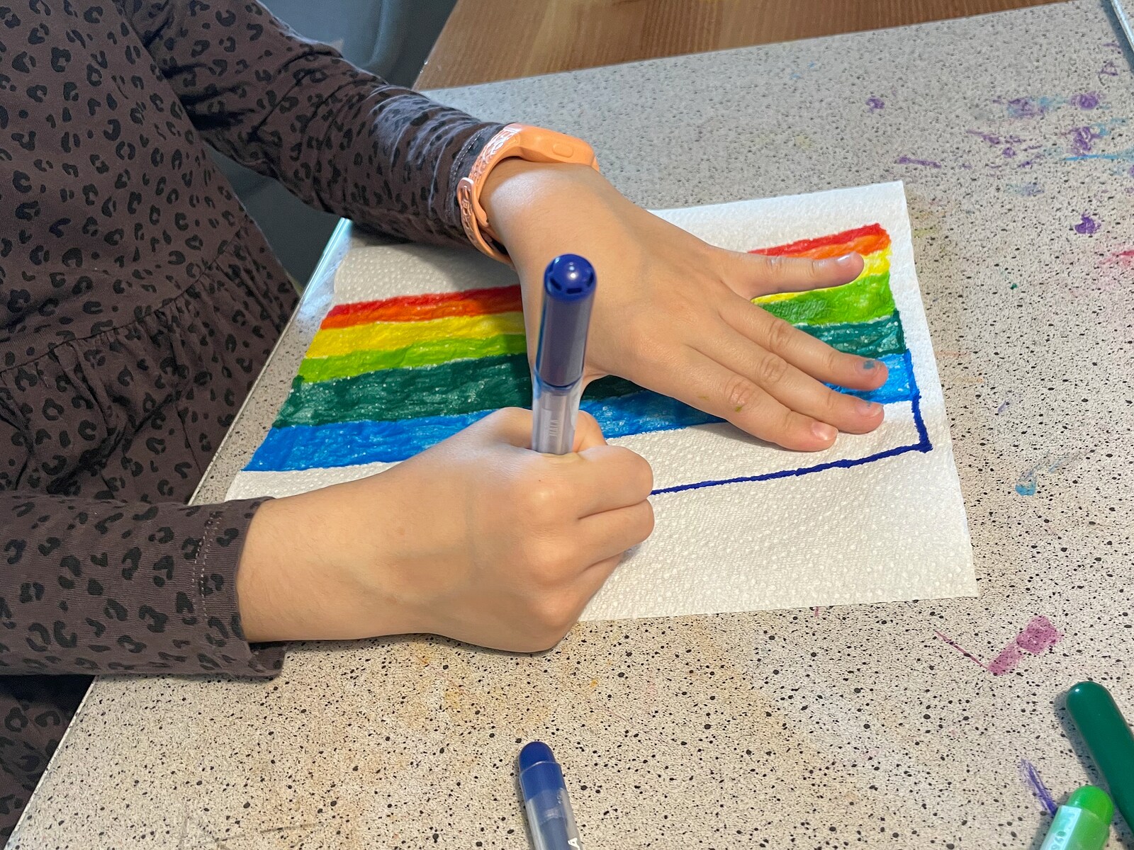 Eier färben mit Filzstift und Küchenpapier: Anleitung - Galaxus