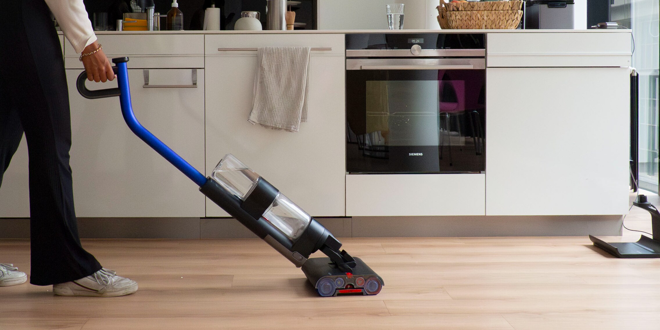 Stylé, fin, agile : voici comment Dyson se lance dans le jeu des netto ...
