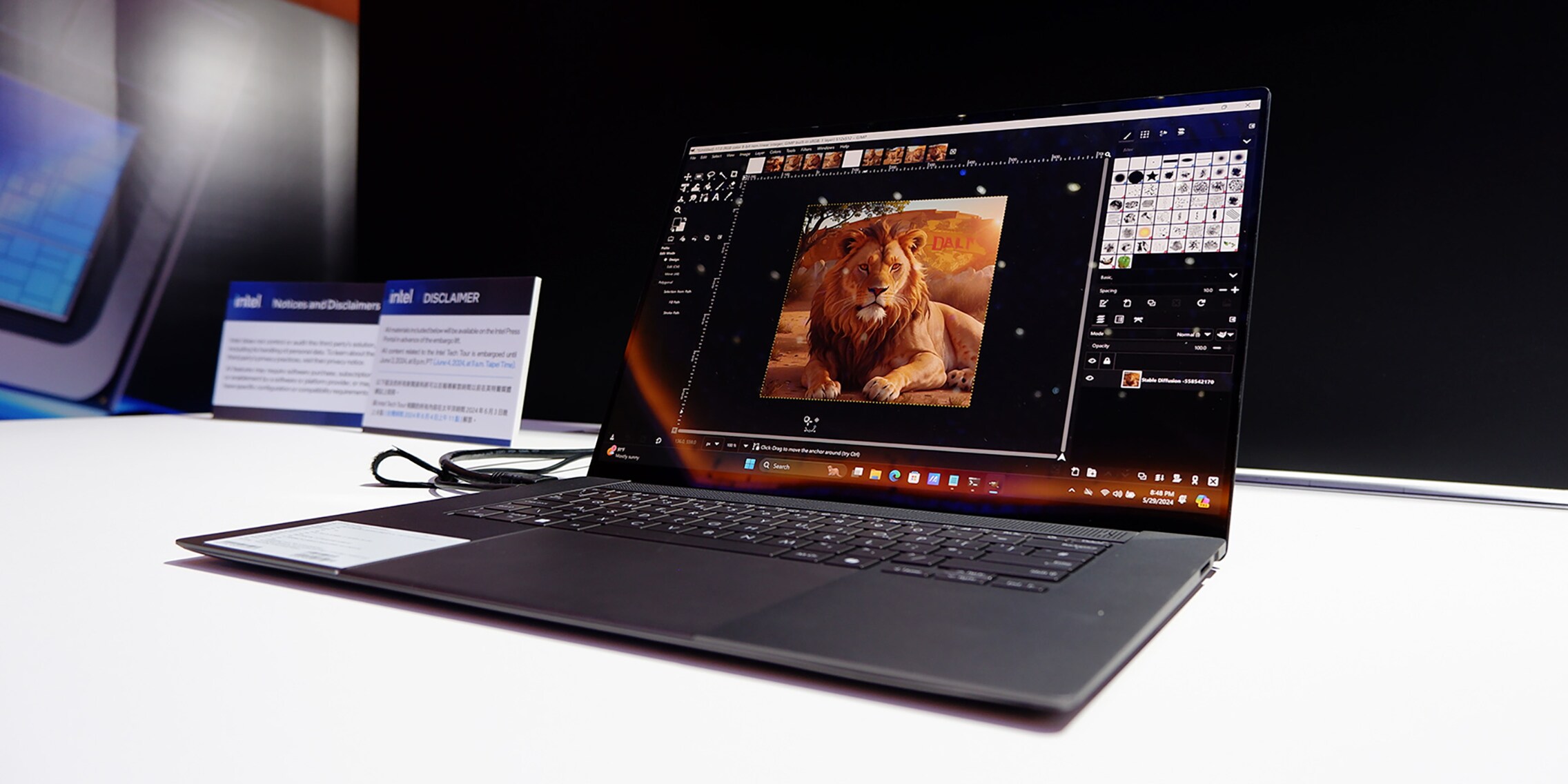 Un nouvel écran d'ordinateur portable peut réduire la fréquence d ...
